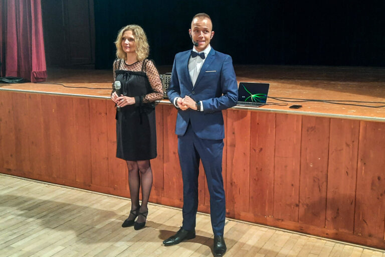 Taneční kurz pro mládež - pacov.cz